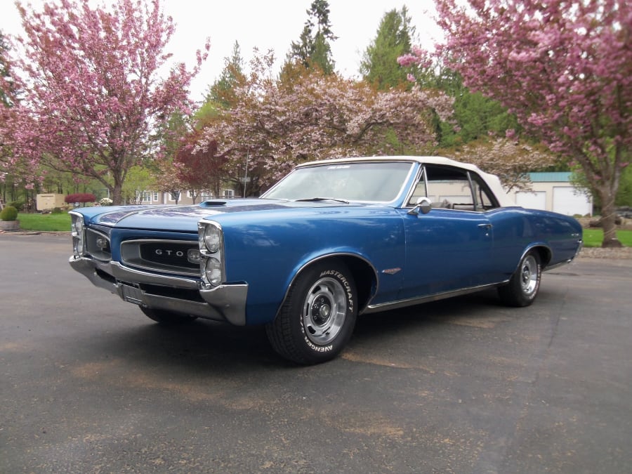 1966 Pontiac GTO Convertible at Portland 2018 as S79 - Mecum Auctions