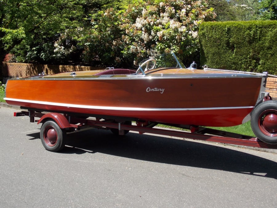 1940 Century 16' Dual Cockpit Runabout for sale at Portland 2019 as F77 ...