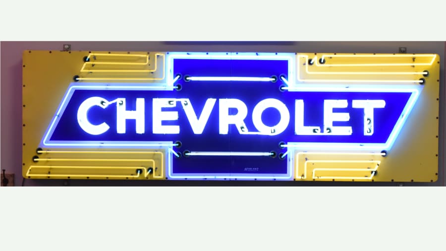 Chevrolet Bowtie Neon Sign SSPN 116x36x9 at Indy Road Art 2017 as H128 ...