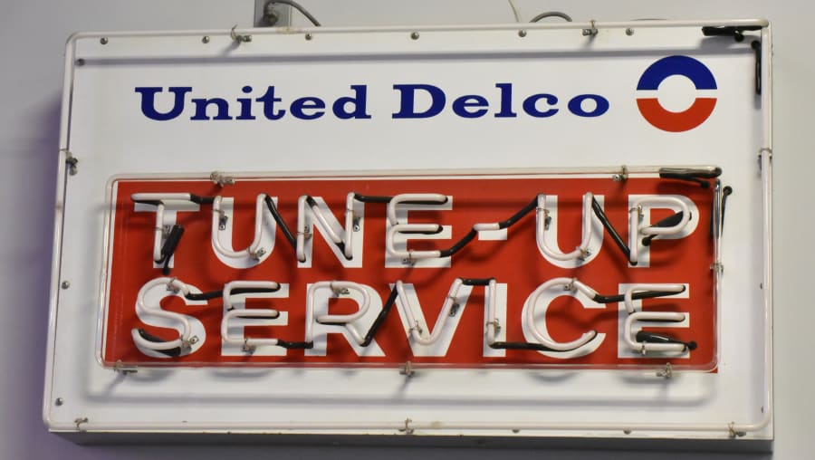 United Delco Tune Up Service Neon Sign SSPN 48x28x9 for Sale at Auction ...