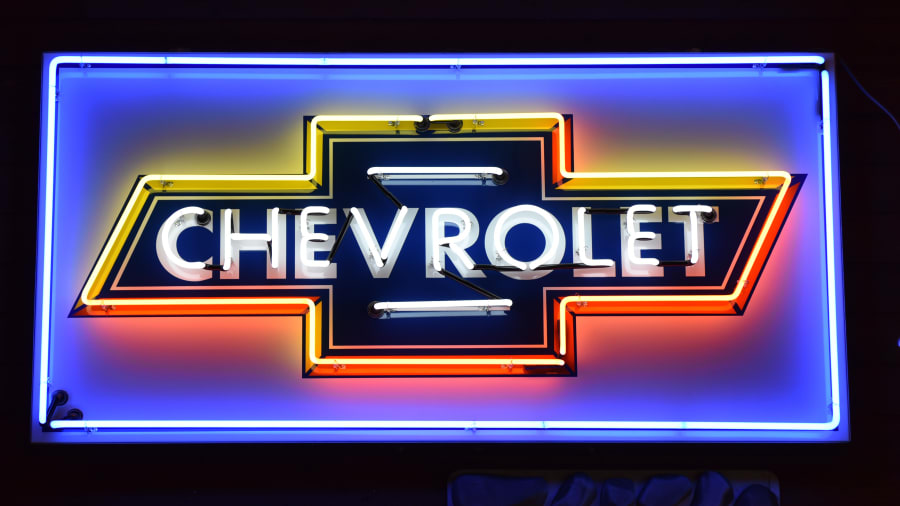 Chevrolet Neon Sign SSTN 66x36x9 at Indy Road Art 2017 as J79 - Mecum ...