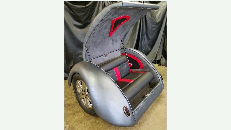 Custom Street Rod Chair 4.8x3x5.5 at Indy Road Art 2017 as K173 - Mecum ...