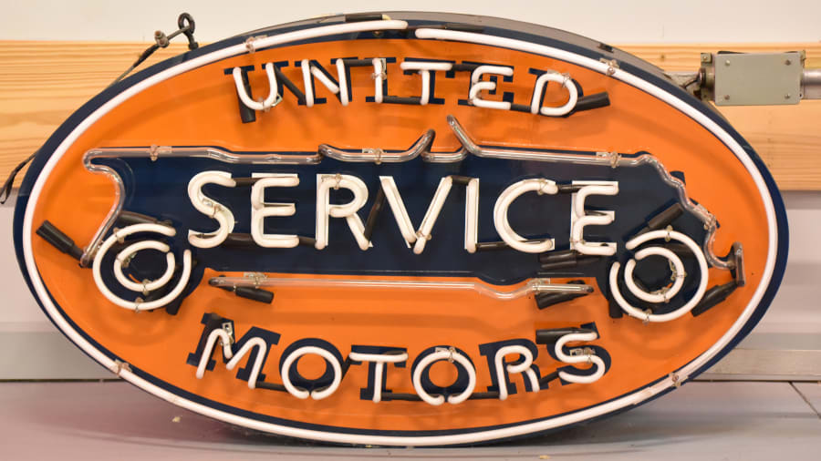United Motor Service Neon Sign DSPN 60x24x16 at Indy Road Art 2017 as ...