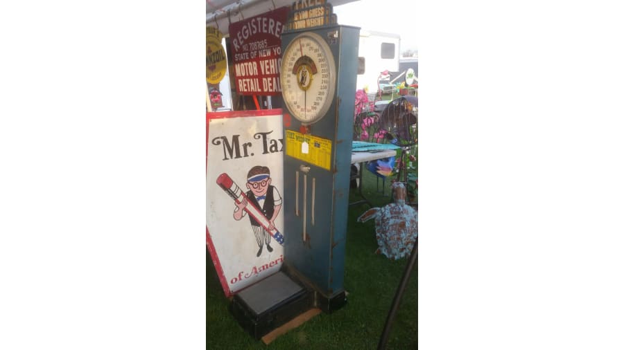 1950's Guess Weight Vintage Scale 24x60 at Indy Road Art 2018 as H137 ...