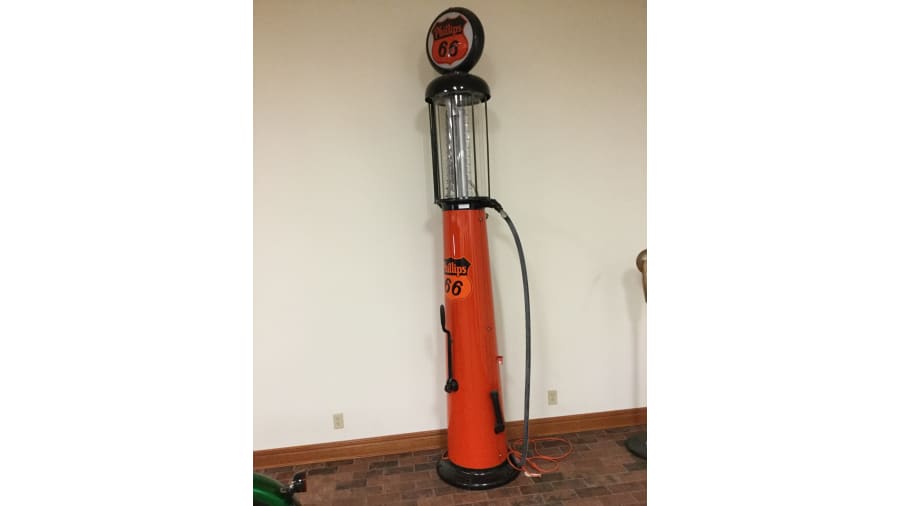 Phillips 66 Oil Lubester 240 X 24 at Indy Road Art 2018 as K34 - Mecum ...