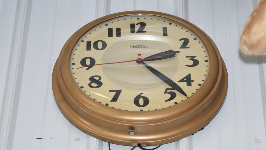 Telechron Clock Original Round Face 20 Round for sale at Indy Road Art ...