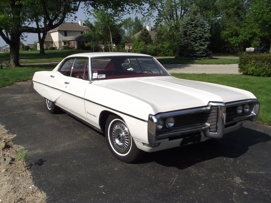 1968 Pontiac Bonneville 4-Door Hardtop for Sale at Auction - Mecum Auctions