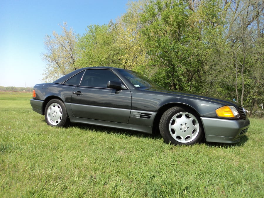 1991 Mercedes-Benz SL500 4-Door Sedan at Dana Mecum's 25th Original ...