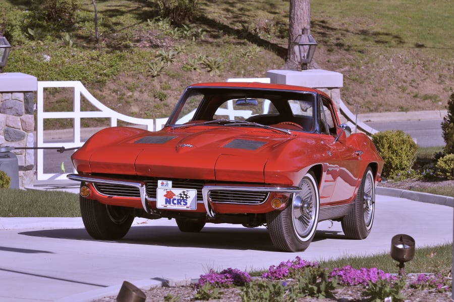 1963 Chevrolet Corvette Split Window Coupe at Dana Mecum's 25th ...