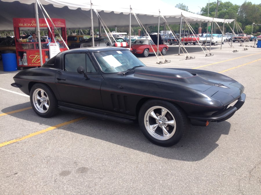 1966 Chevrolet Corvette Coupe at Dana Mecum's 26th Original Spring ...