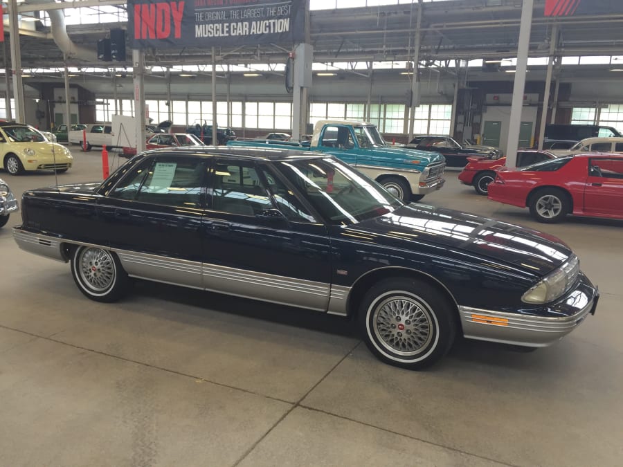 1993 Oldsmobile Ninety-Eight Regency Elite for Sale at Auction - Mecum ...