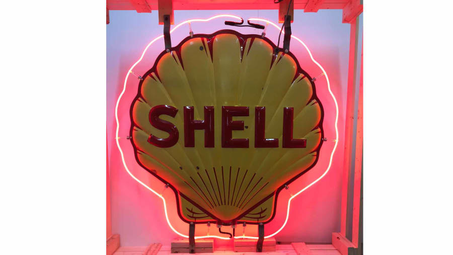Shell Pecten Neon Sign DSPN at Indy 2016 as J82 - Mecum Auctions