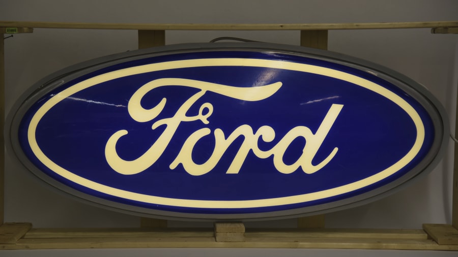 Ford Lighted Dealership Sign SSL 52x22x7 for Sale at Auction - Mecum ...