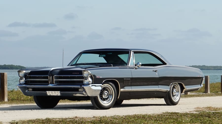 1965 Pontiac Catalina 2+2 at Indy 2017 as T169 - Mecum Auctions