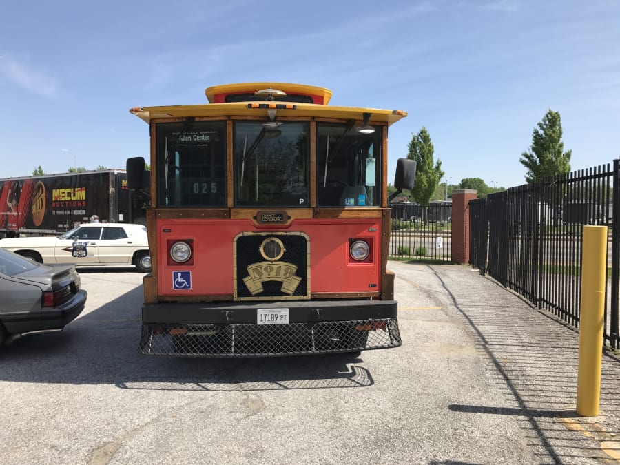 1998 Chance Trolley Bus at Indy 2017 as G193 - Mecum Auctions