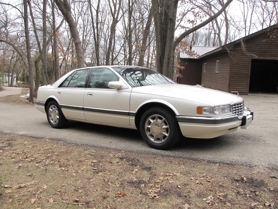 1997 Cadillac Seville SLS at Indy 2018 as G5 - Mecum Auctions