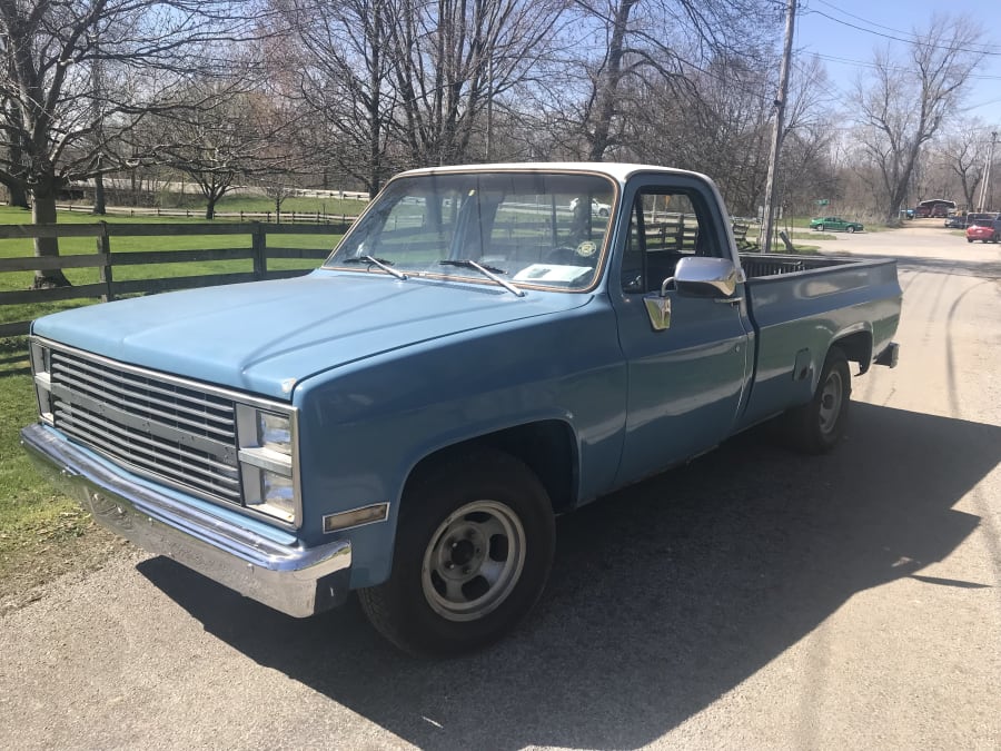 1981 Chevrolet C10 Pickup at Indy 2018 as G280 - Mecum Auctions