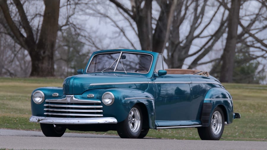 1946 Ford Super Deluxe Convertible for Sale at Auction - Mecum Auctions