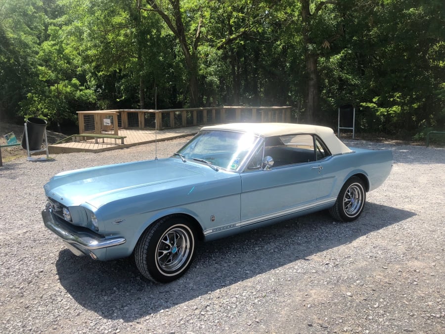 1965 Ford Mustang GT Convertible for Sale at Auction - Mecum Auctions
