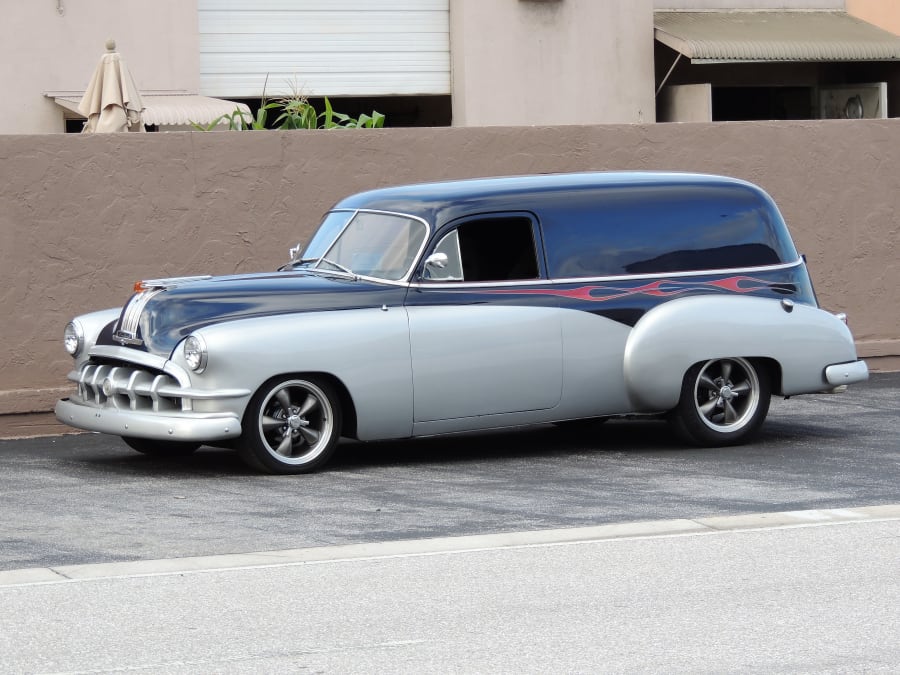 1950 Pontiac Panel Wagon Resto Mod at Indy 2018 as S3 - Mecum Auctions