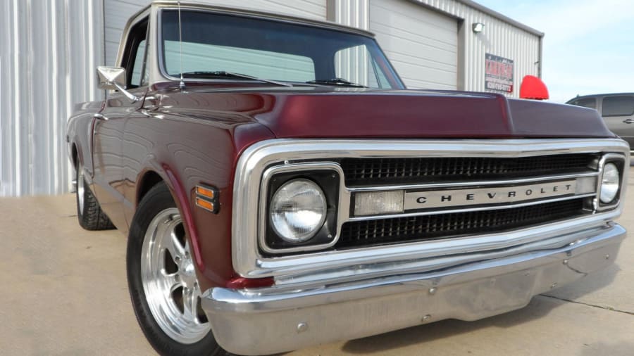 1969 Chevrolet C10 Pickup at Indy 2019 as G31 - Mecum Auctions