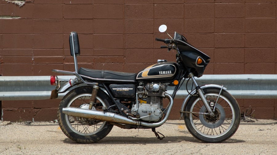 1975 Yamaha Ohc 650 at Indy 2020 as L213 - Mecum Auctions