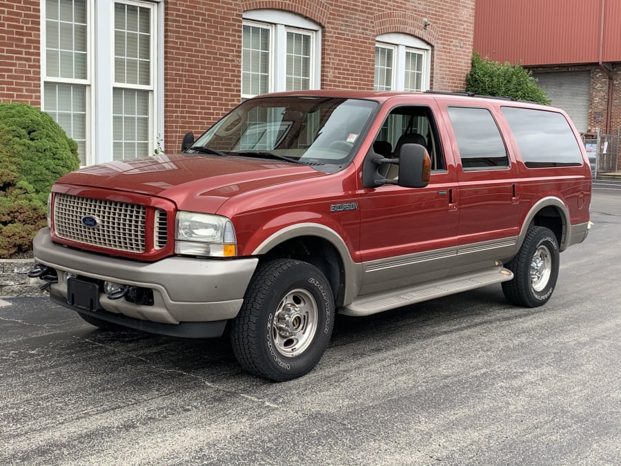 2004 Ford Excursion Eddie Bauer Edition at Indy 2020 as T25 - Mecum ...