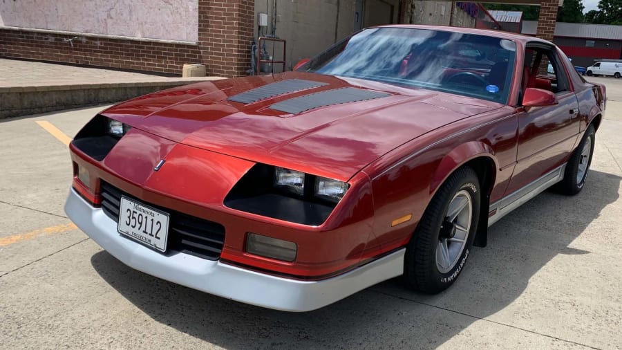 1986 Chevrolet Camaro at Indy 2020 as W216 - Mecum Auctions