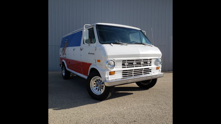 1971 Ford Econoline 300 Van for sale at Indy 2020 as W77 - Mecum Auctions