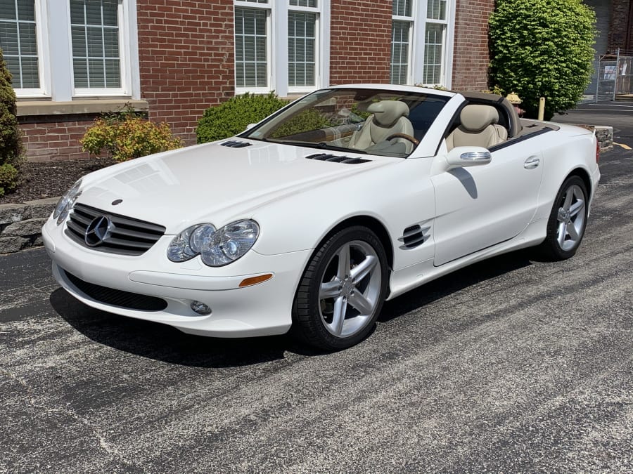 2005 Mercedes-Benz SL500 Convertible at Indy 2021 as K21 - Mecum Auctions