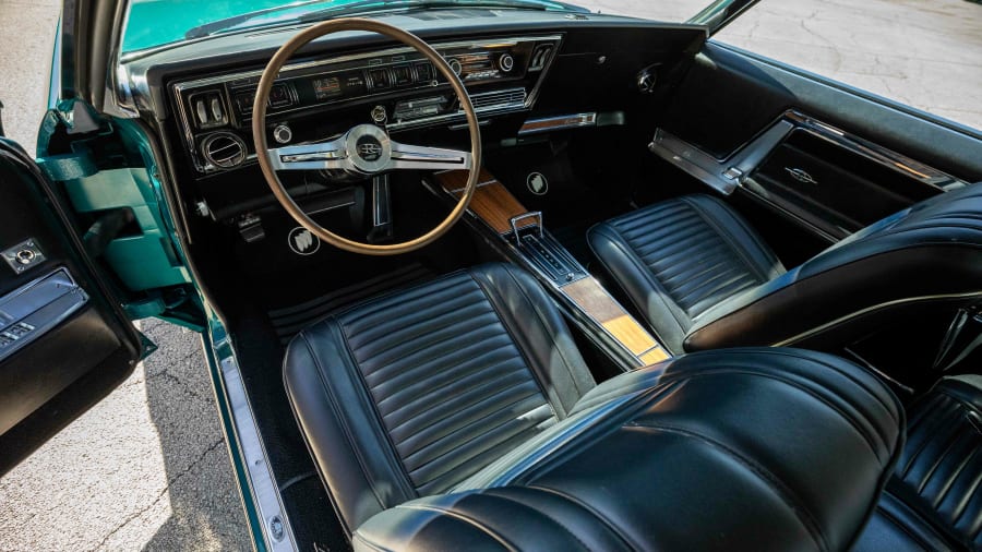 1966 Buick Riviera Interior