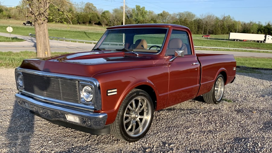 1972 Chevrolet C10 Custom Pickup at Indy 2022 as K156.1 - Mecum Auctions