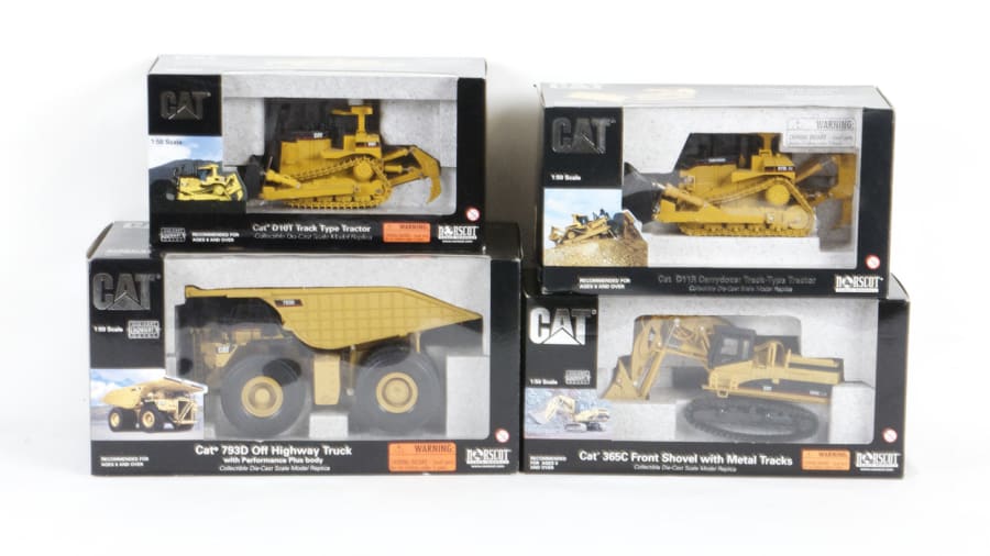 Caterpillar Model Tractors Lot Of 4 for Sale at Auction - Mecum Auctions