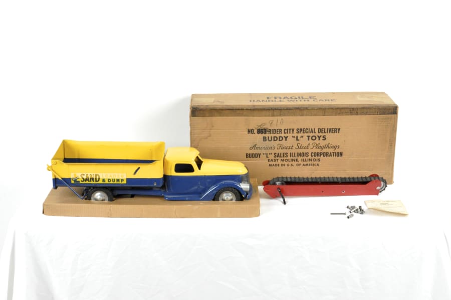 Buddy L Sand Loader And Dump No. 810 for Sale at Auction - Mecum Auctions