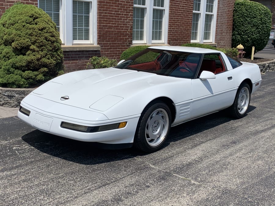 1992 Chevrolet Corvette Coupe for Sale at Auction - Mecum Auctions