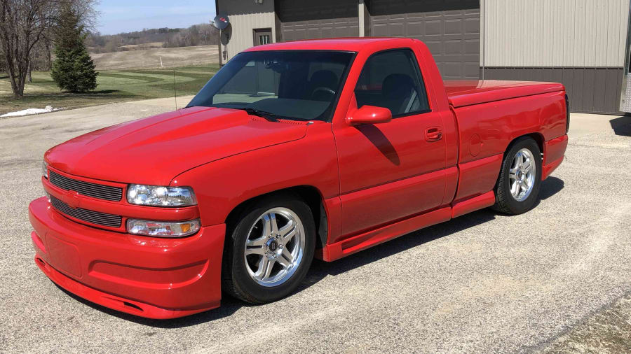 2000 Chevrolet Silverado Custom Pickup for Sale at Auction - Mecum Auctions