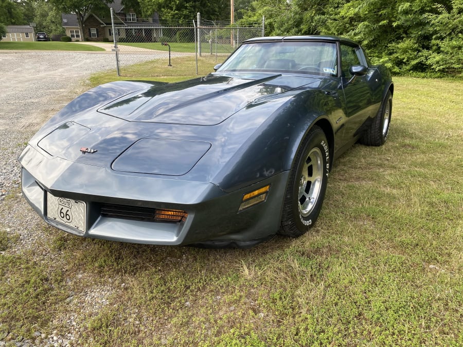 1982 Chevrolet Corvette Coupe at Tulsa 2021 as S164 - Mecum Auctions