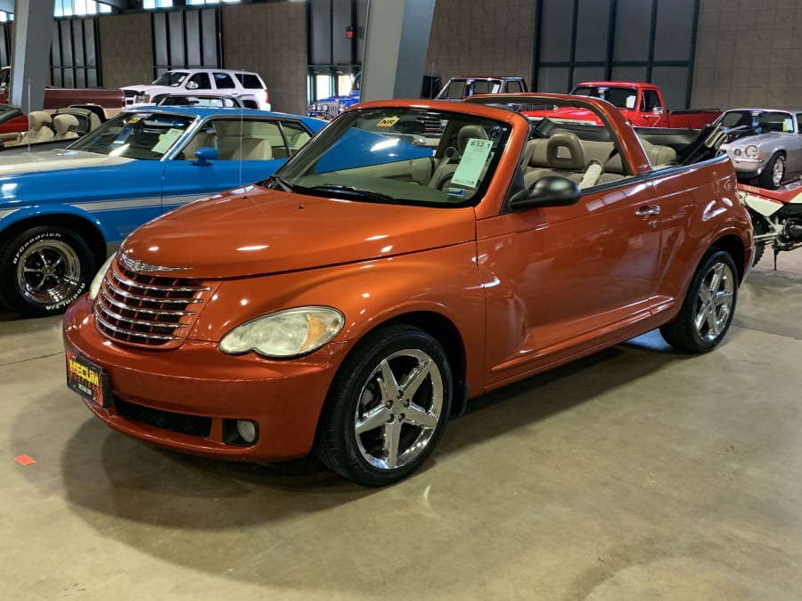 2007 Chrysler PT Cruiser Convertible at Tulsa 2021 as S32.1 - Mecum ...