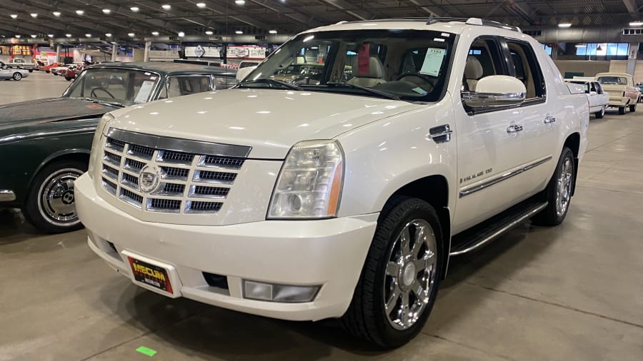 2008 Cadillac Escalade EXT Pickup for Sale at Auction - Mecum Auctions