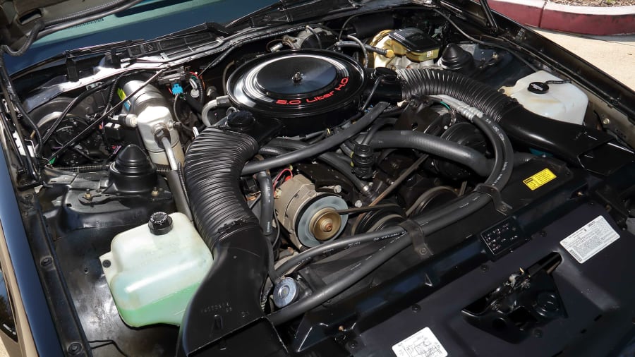 1984 Camaro Z28 Engine