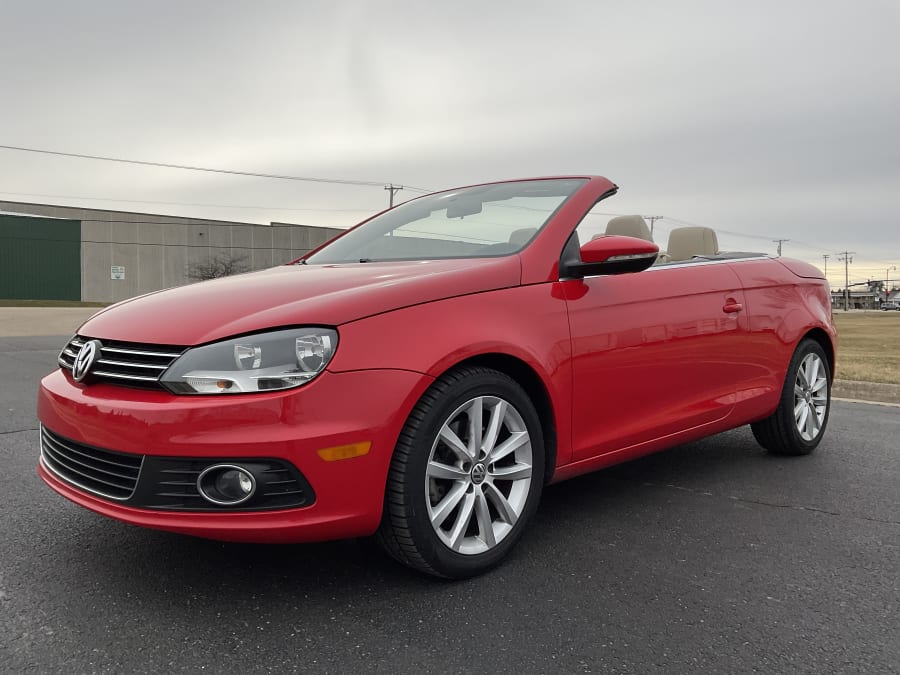 2016 Volkswagen EOS Convertible for Sale at Auction - Mecum Auctions