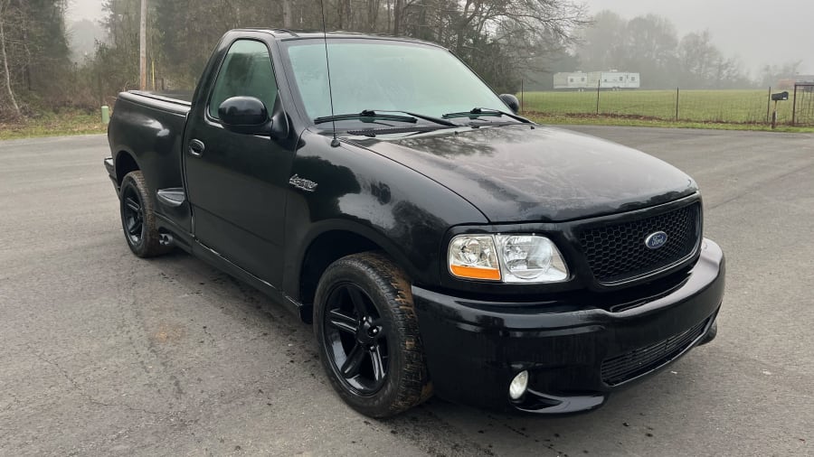 2003 Ford F150 SVT Lightning Pickup for Sale at Auction - Mecum Auctions