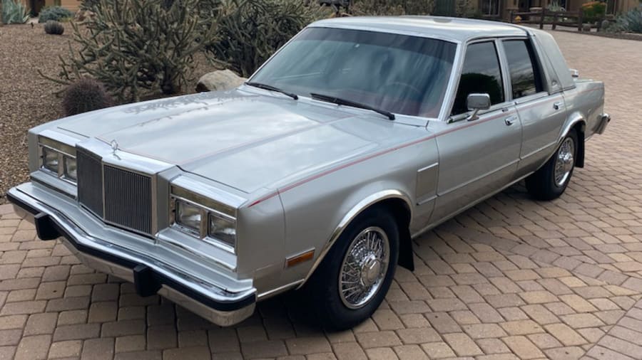 1985 Chrysler Fifth Avenue for Sale at Auction - Mecum Auctions