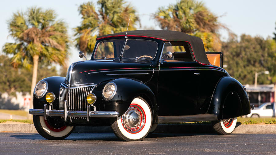 1939 Ford Deluxe Convertible for Sale at Auction - Mecum Auctions