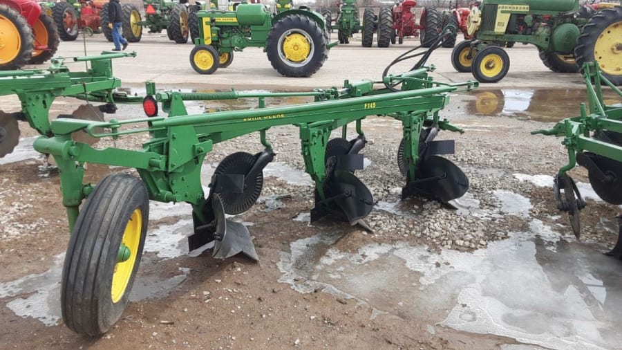John Deere F145 Plow for Sale at Auction - Mecum Auctions