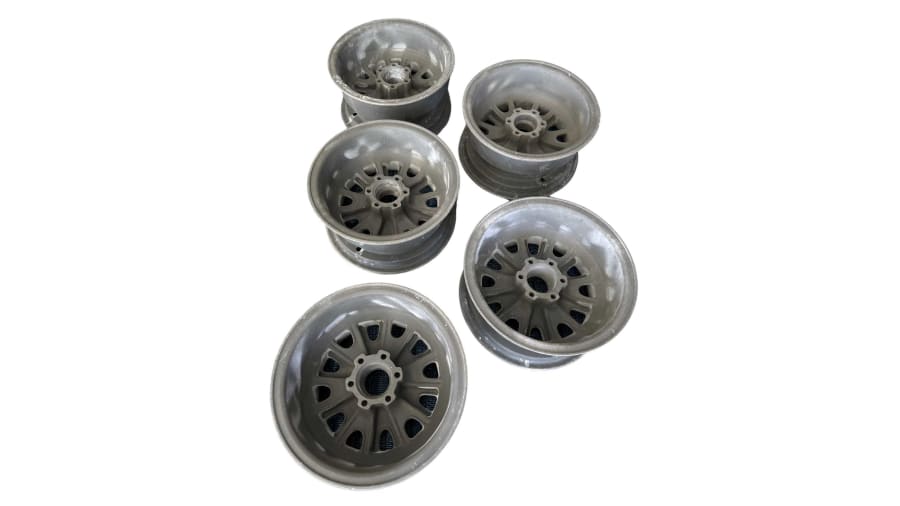 Cobra Halibrand Wheels, Lot of 5 for Sale at Auction - Mecum Auctions