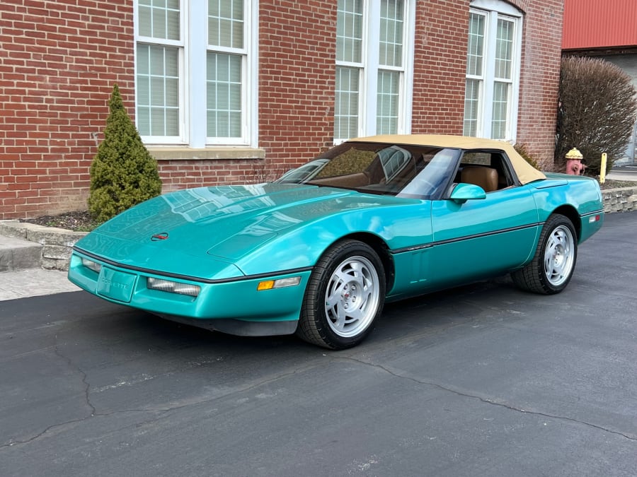 1990 Chevrolet Corvette Convertible for Sale at Auction - Mecum Auctions