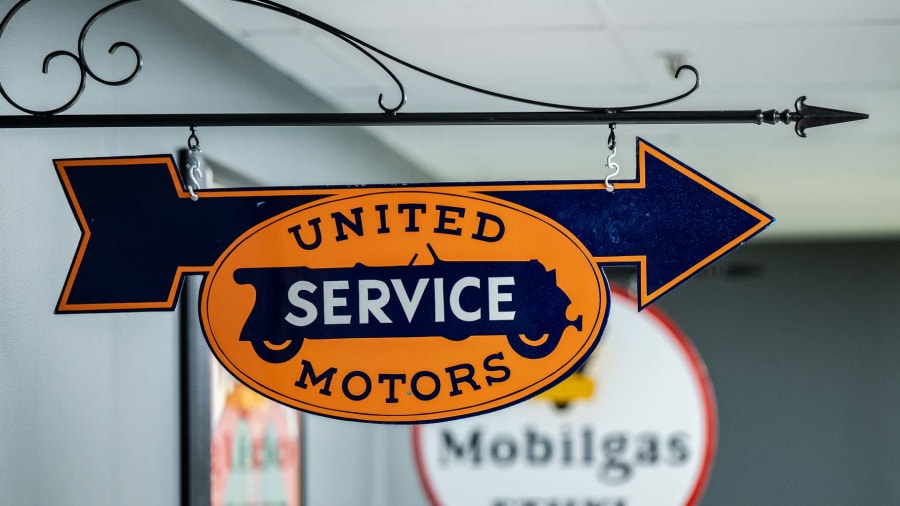 1930s United Motors Service Double-Sided Porcelain Sign for Sale at ...