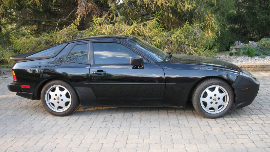 1989 Porsche 944 S2 for Sale at Auction - Mecum Auctions