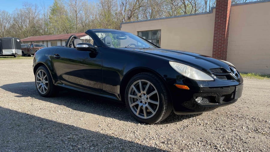2005 Mercedes-Benz SLK350 Convertible for Sale at Auction - Mecum Auctions